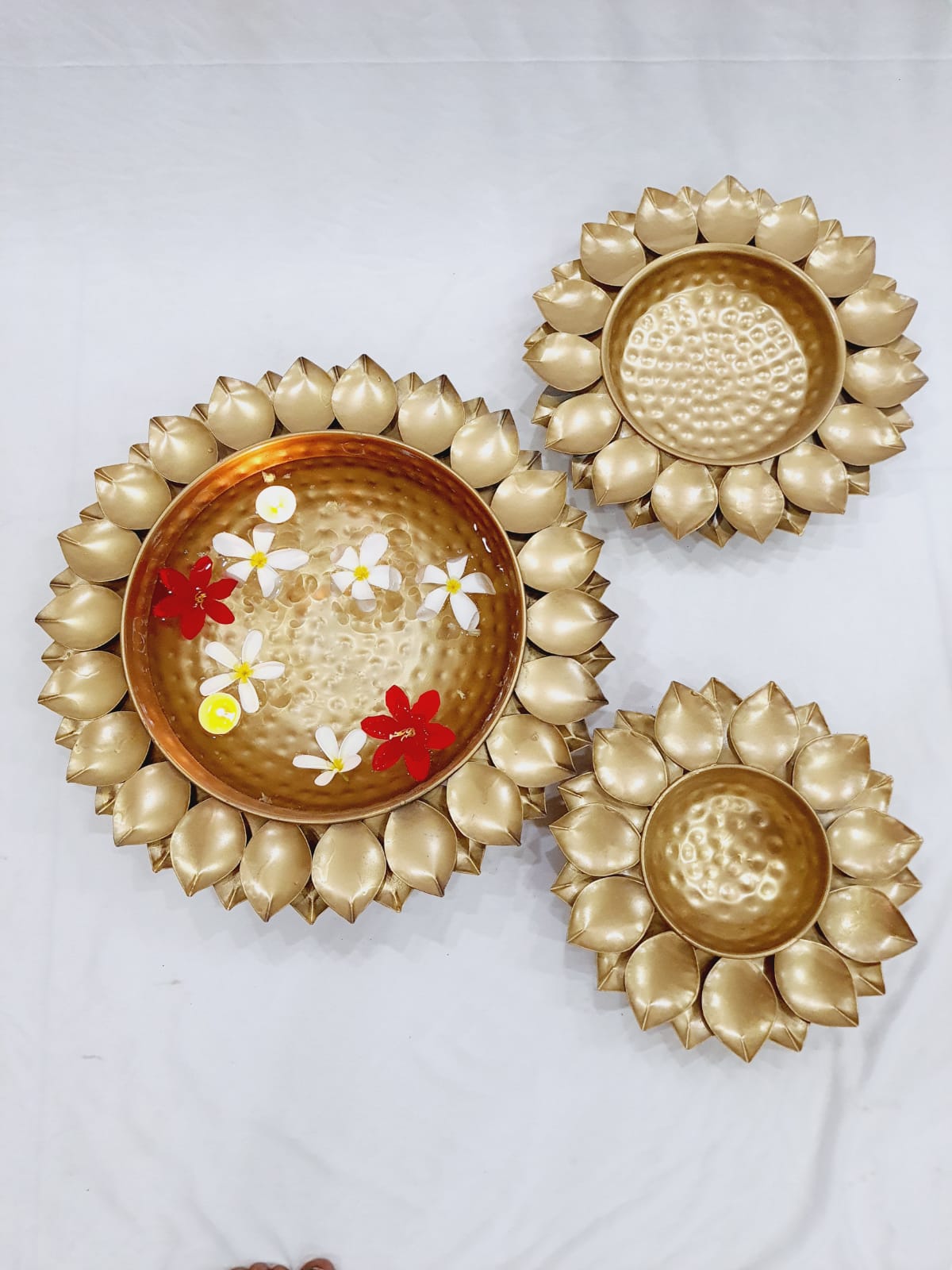PC Home Decor | Set of 3 Metal Urli Set, Gold – PC HOME DECOR